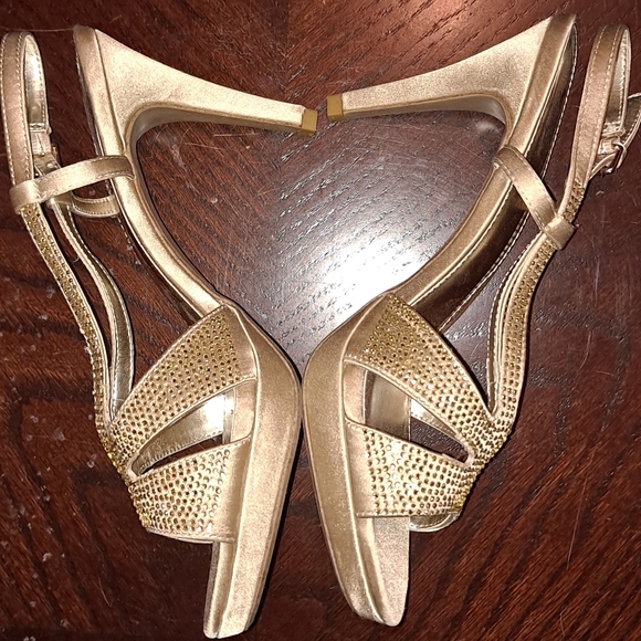 Rampage | Shoes | Rampage Gold Strappy Heels | Poshmark